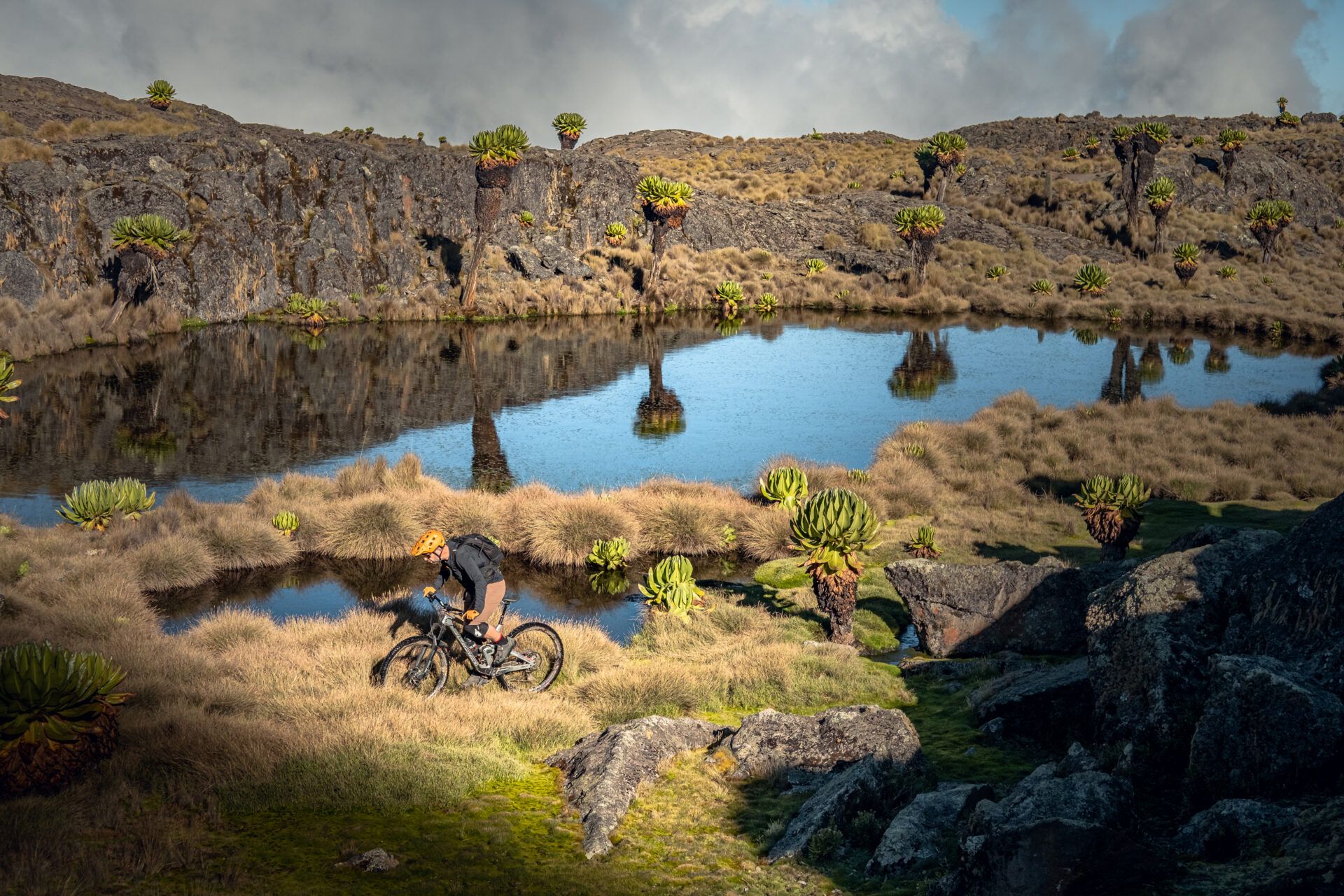 Cédric Tassan discovering Mount Kenya | MET Helmets
