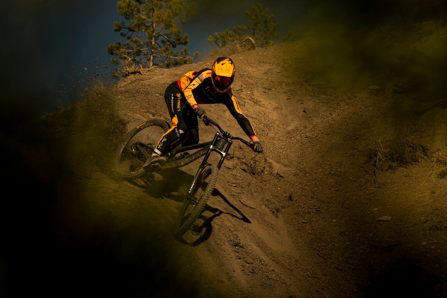 Bluegrass Downhill Team Camp | MET Helmets