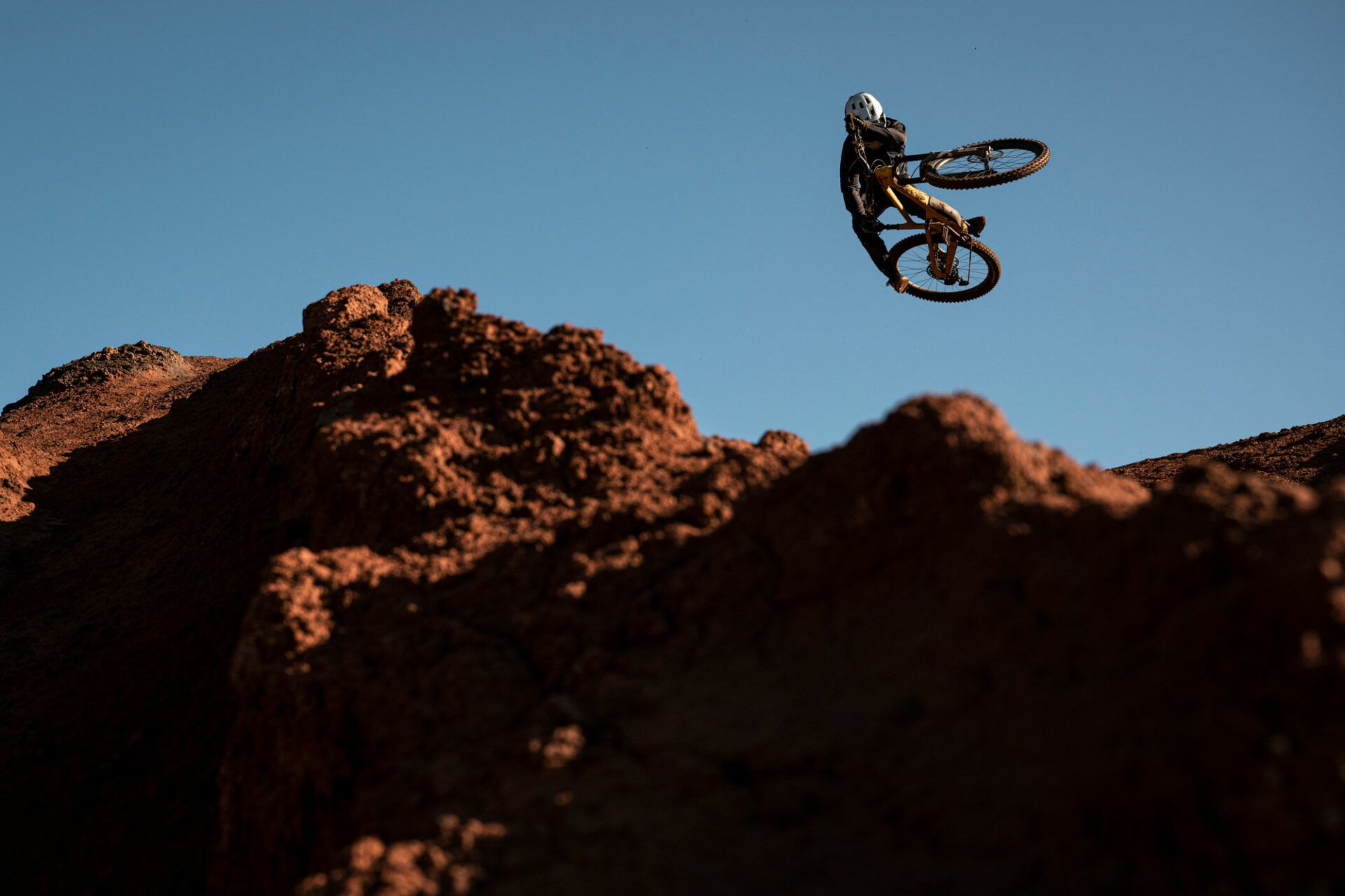 Introducing Vanguard Enduro Full Face Helmet | Bluegrass