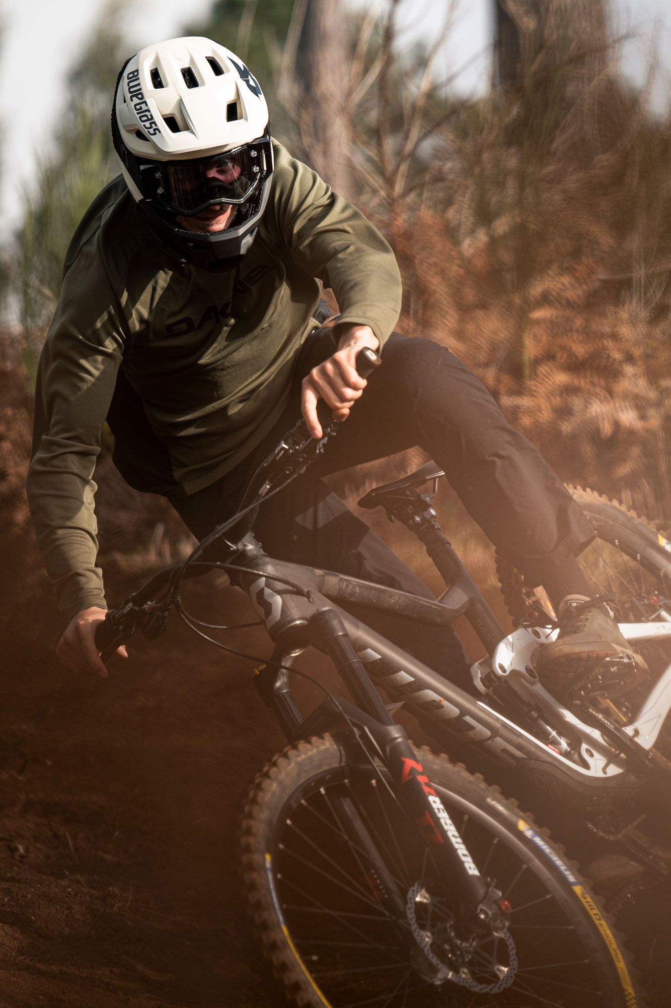 Introducing Vanguard Enduro Full Face Helmet | Bluegrass