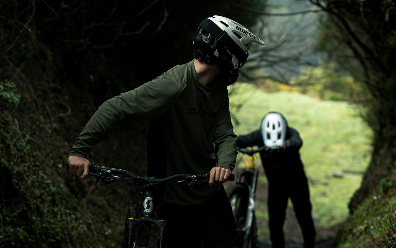 Vanguard Core MTB Helmet for Enduro, Trail and E-MTB | Bluegrass