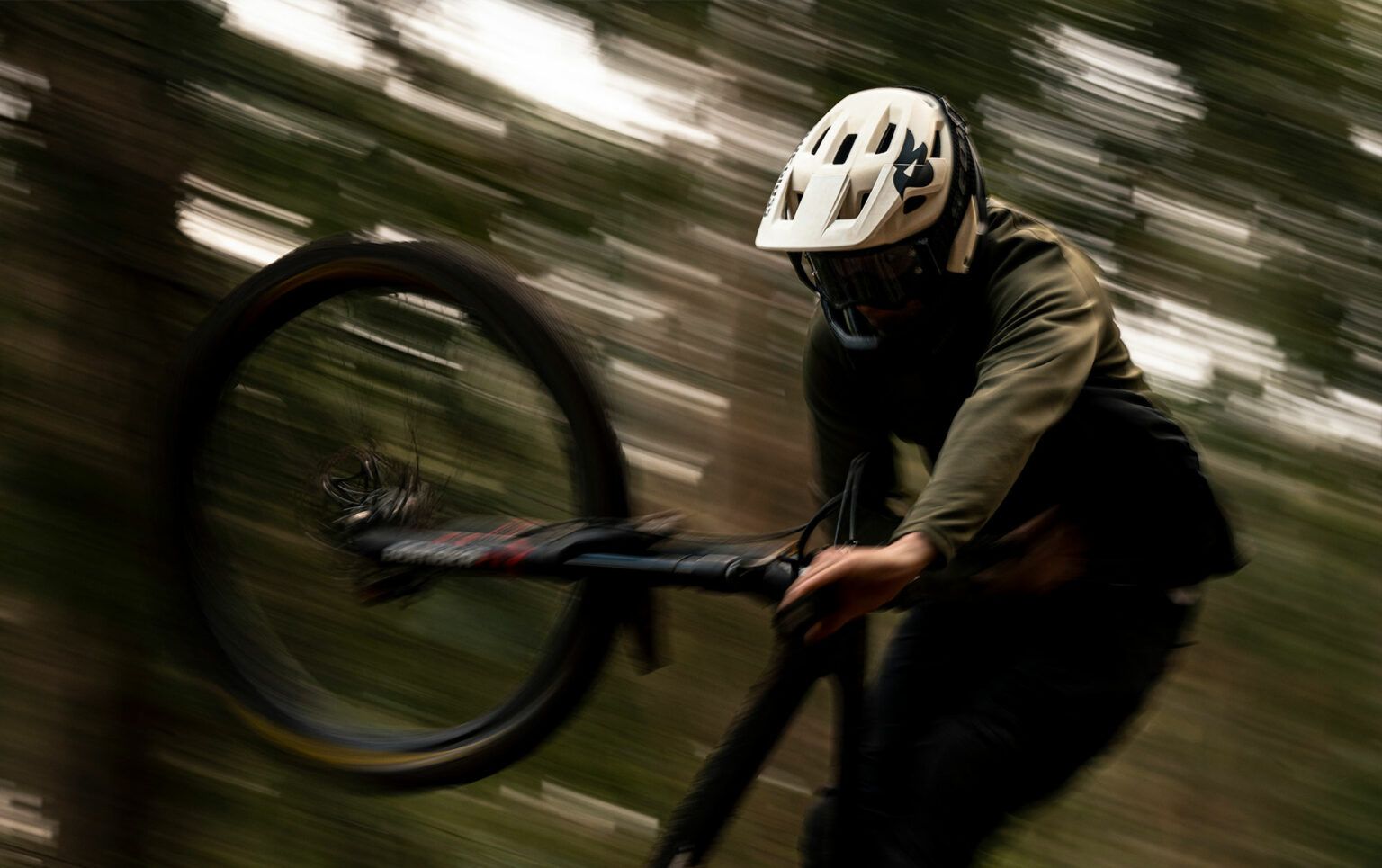 Vanguard Core MTB Helmet for Enduro, Trail and E-MTB | Bluegrass
