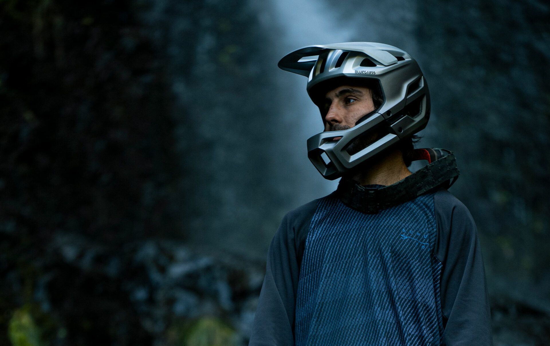 Vanguard MTB Helmet for Enduro, Trail and E-MTB | Bluegrass