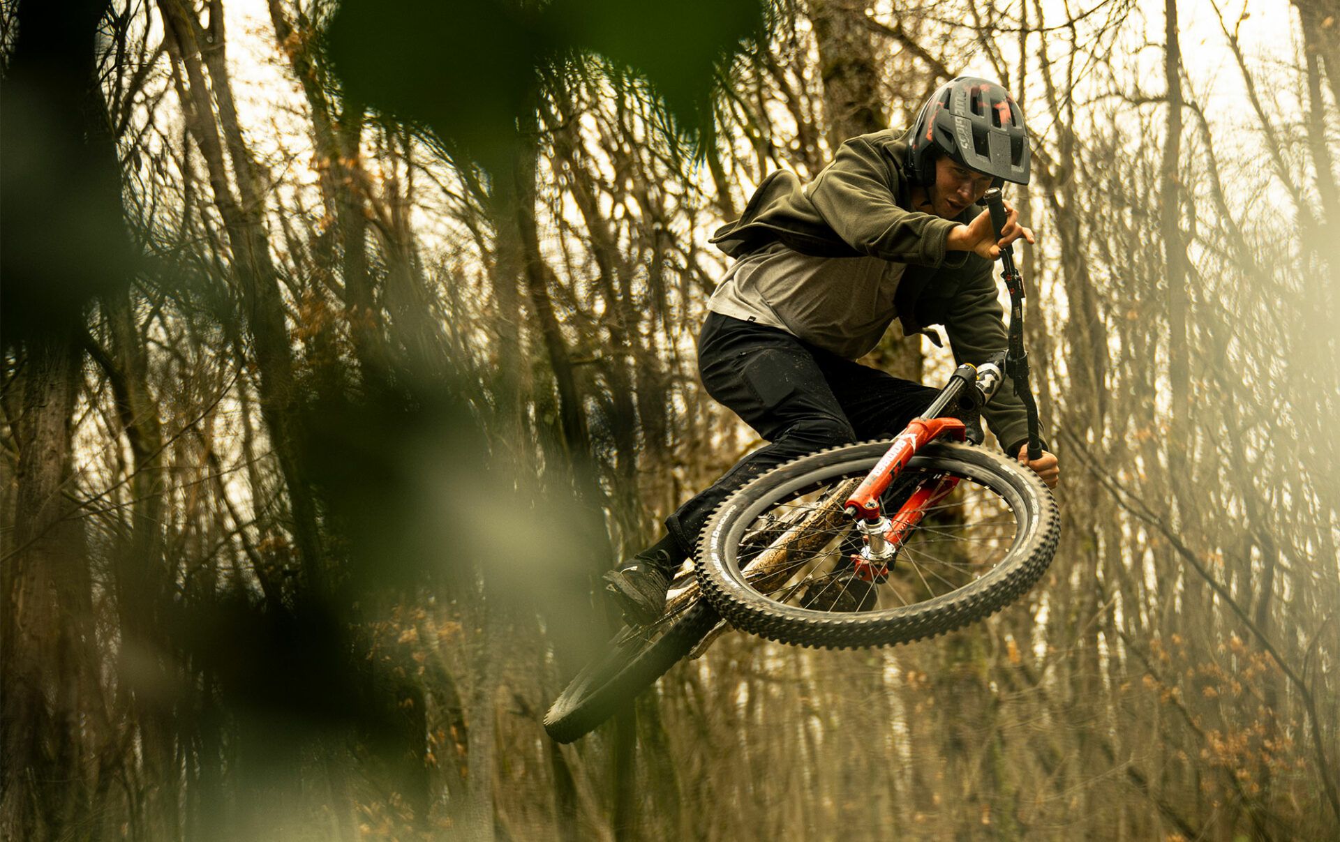 Jetro 3/4 Jet MTB Helmet for Enduro, E-MTB, Dirt | Bluegrass