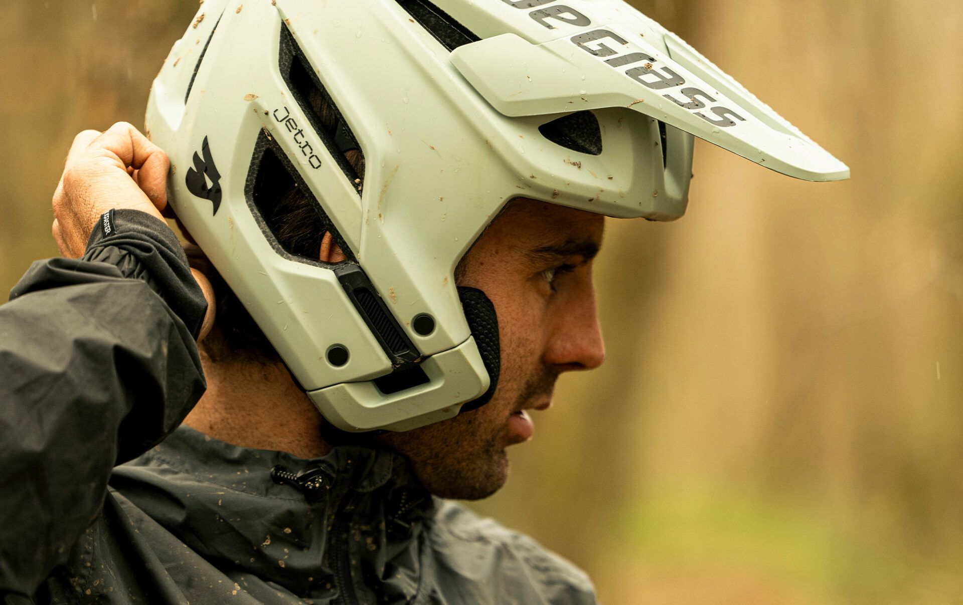 Jetro 3/4 Jet MTB Helmet for Enduro, E-MTB, Dirt | Bluegrass