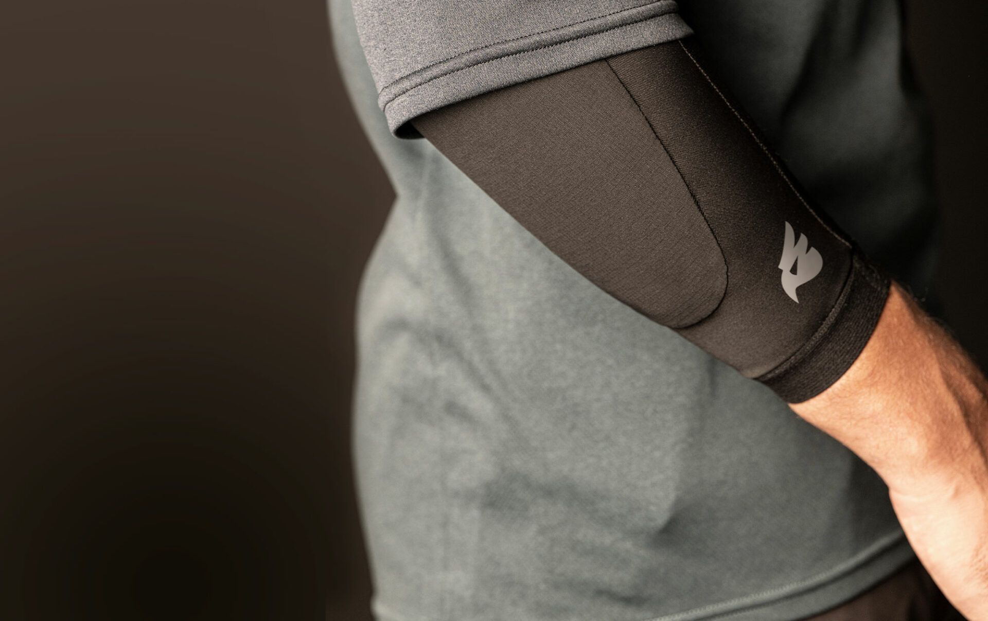 Aura MTB Elbowpads for Trail, Enduro, DH, E-MTB | Bluegrass