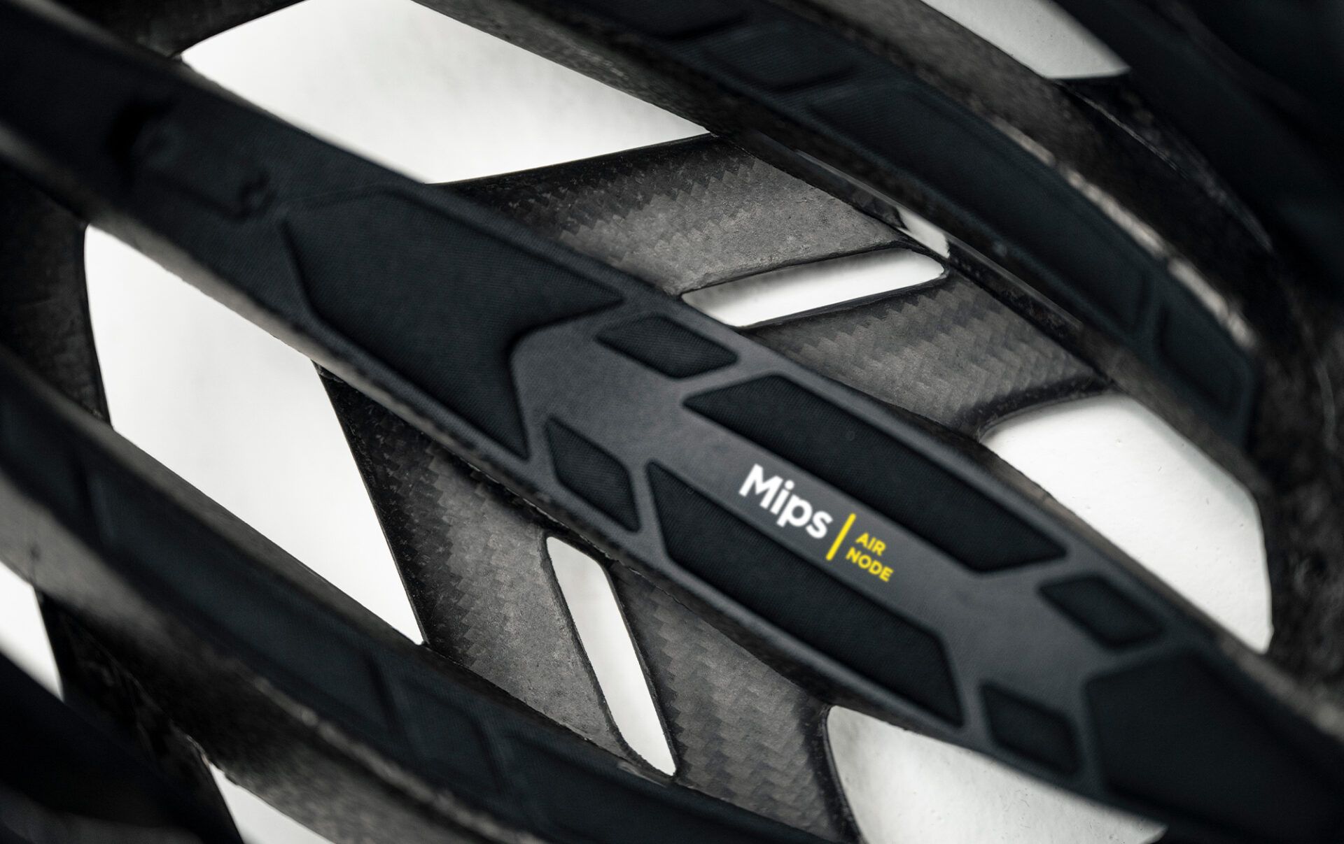 MIPS - Brain Protection System | MET Helmets