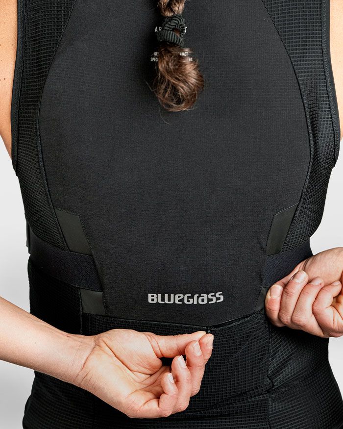 Arto Vest upper-body MTB protection | Bluegrass